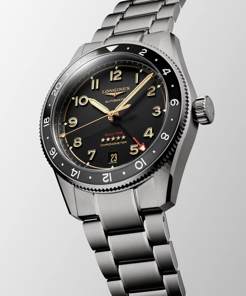 19 Best Pilot Watches For The Aviation Enthusiast