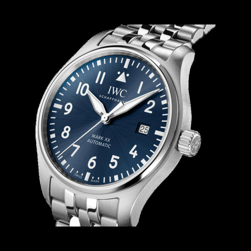 Chrono Hunter Selects The Most Popular Blue-Dial Watches For Enthusiasts